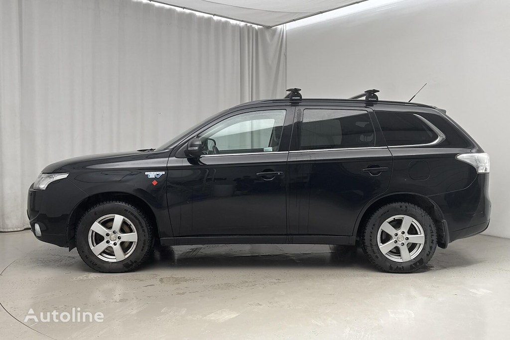 Prodaje se Mitsubishi Outlander krosover na aukciji