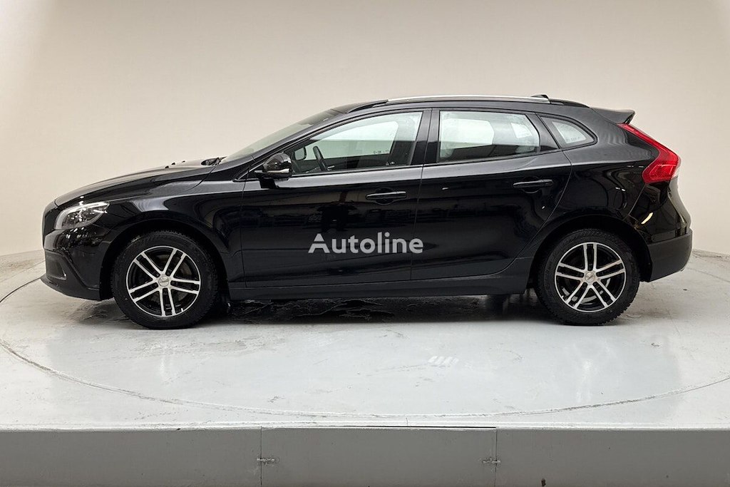 Prodaje se Volvo V40 Cross Country krosover na aukciji