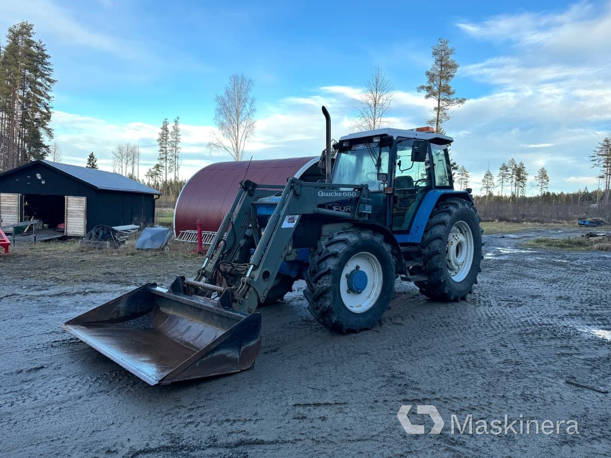 Prodaje se Ford 8240 traktor točkaš na aukciji