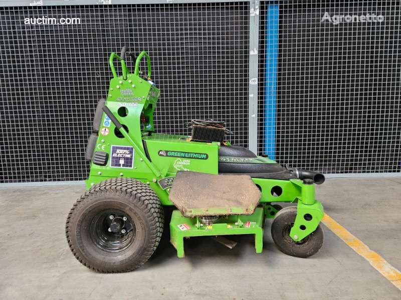 Prodaje se Stalker Mean Green SO122 traktor kosilica na aukciji