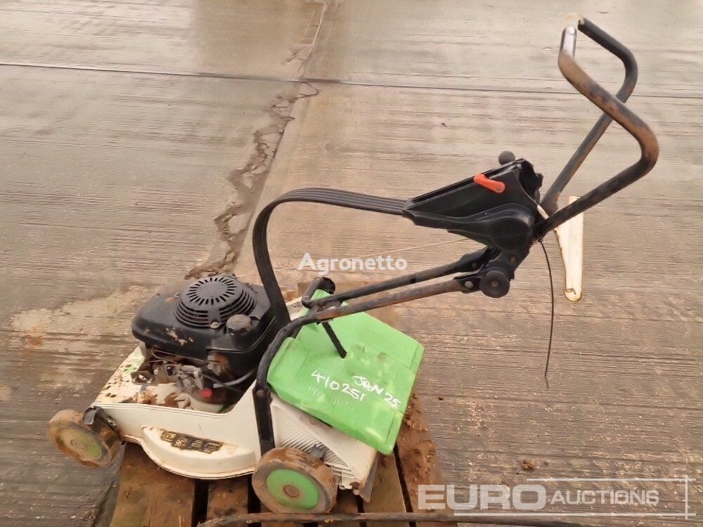 Prodaje se Etesia kosilicu za travu na aukciji