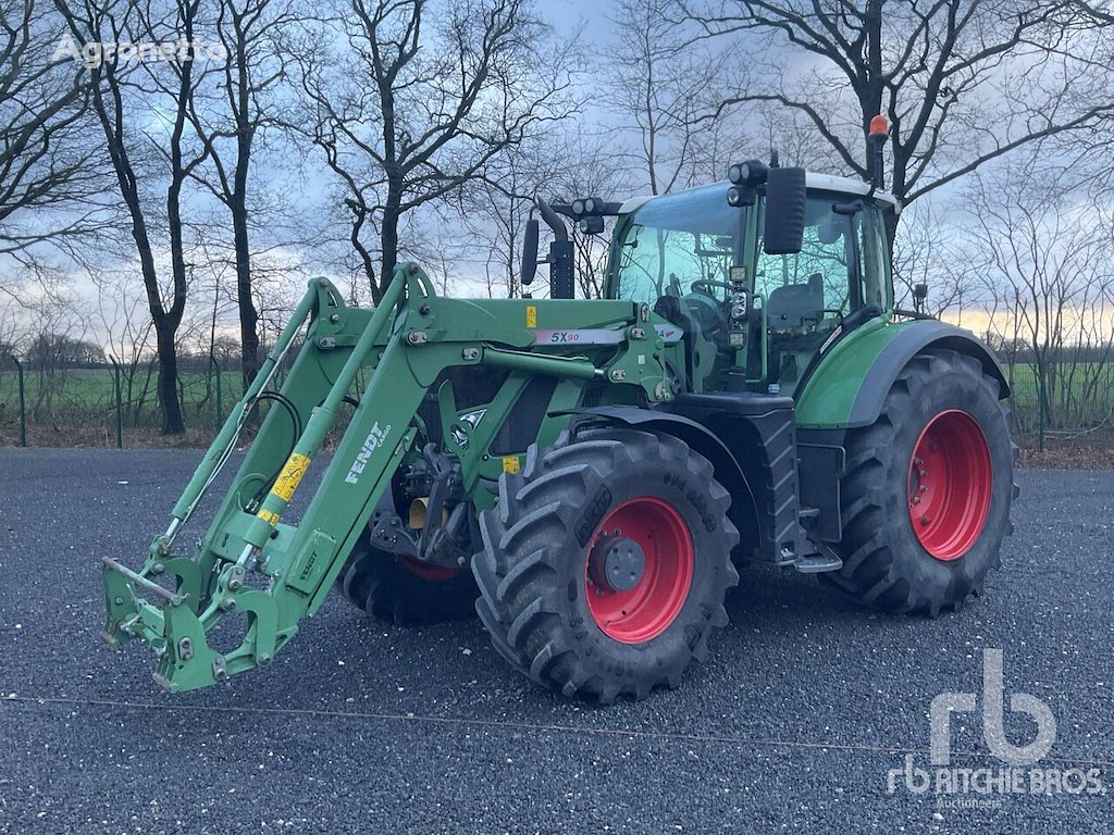 Prodaje se Fendt 724 VARIO S4 PR Plus traktor točkaš na aukciji