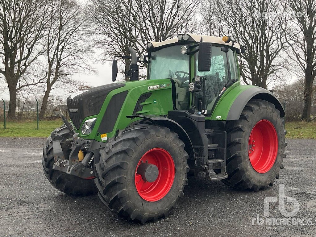 Prodaje se Fendt 828 VARIO S4 Profi Plus traktor točkaš na aukciji