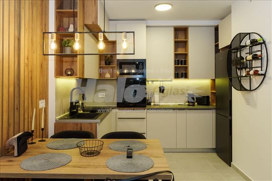 Dvosoban stan 55m², Novi Beograd, lux