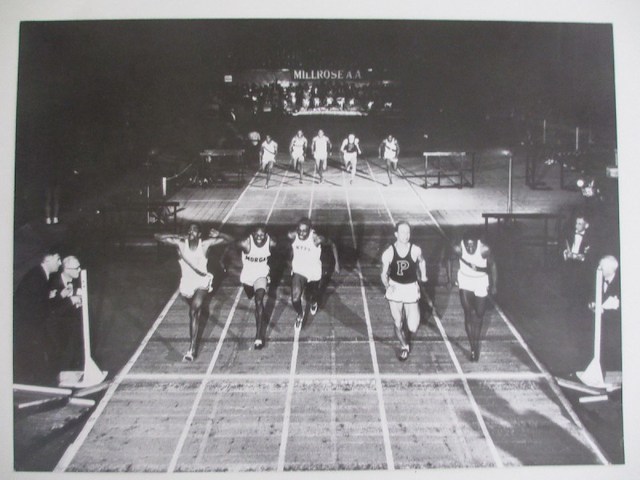 Fotografija Millrose Games Madison S. Garden 1956.