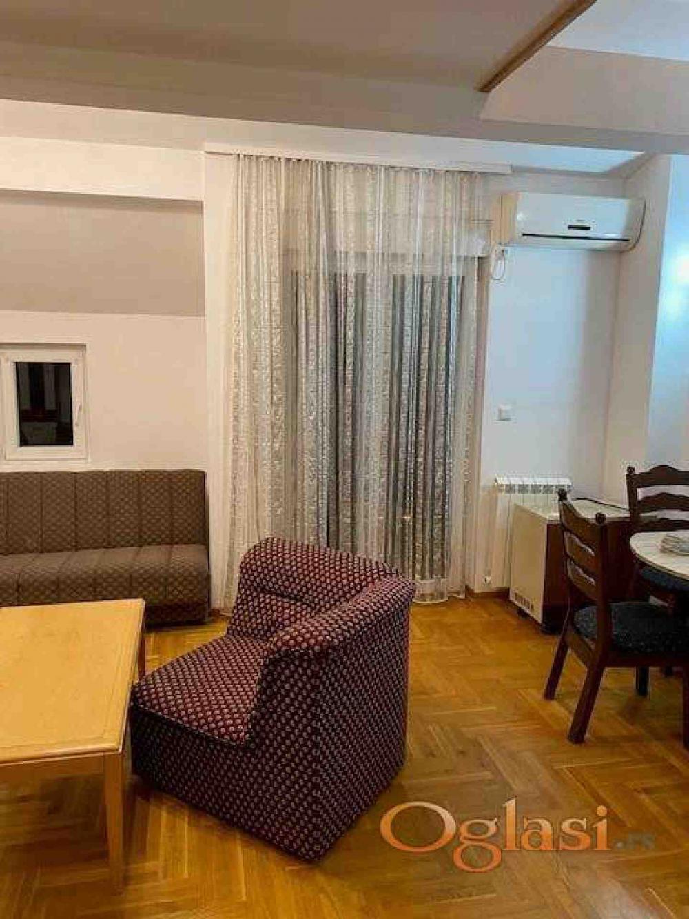 Miloša Zečevića, Jednoiposoban stan za izdavanje, 40m2, 550€