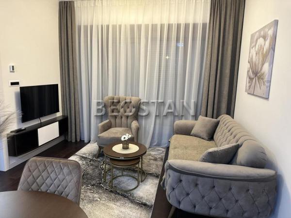 Dobanovacka, Dvosoban stan za izdavanje, 50m2, 900€