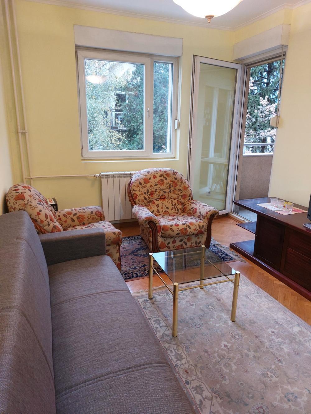 Gvozdiceva, Jednoiposoban stan za izdavanje, 36m2, 500€