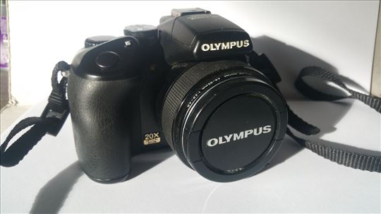 Olympus SP-570UZ digitalni fotoaparat