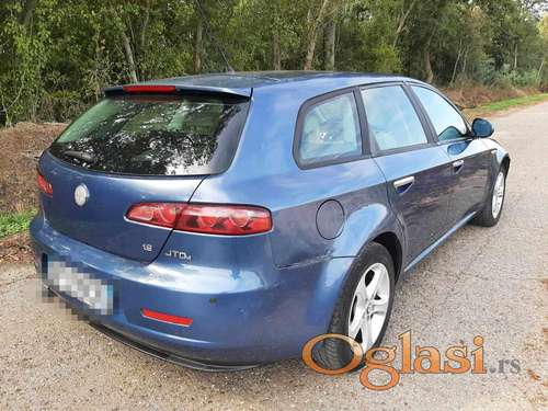 Alfa Romeo 159 branik zadnji kod boje 275A