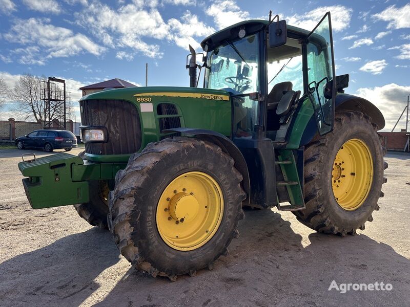 John Deere 6930 traktor točkaš