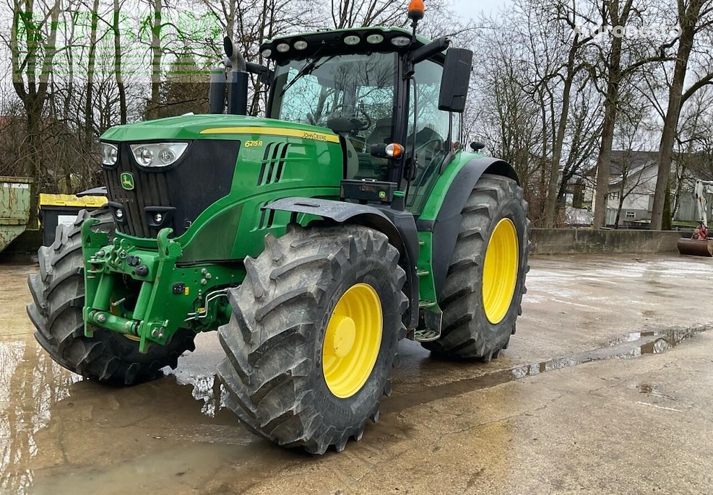 John Deere 6215R traktor točkaš