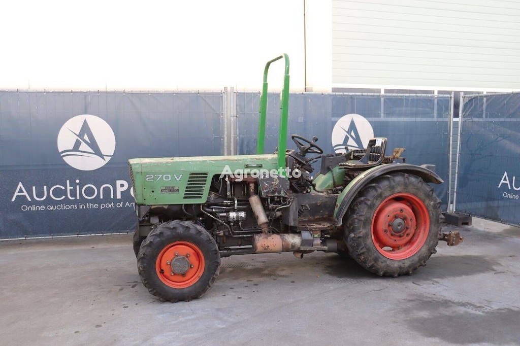 Prodaje se Fendt 270 V smalspoor traktor točkaš na aukciji