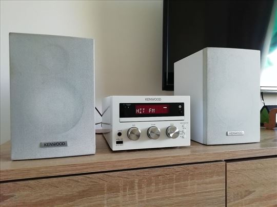 Muzička linija Kenwood M 616