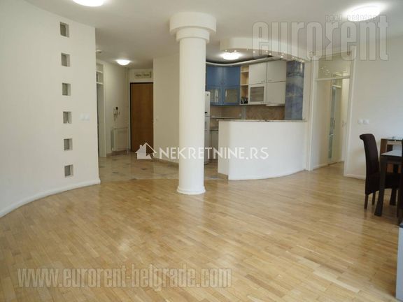 #29018, Izdavanje, Stan, CENTAR, 1500 EUR