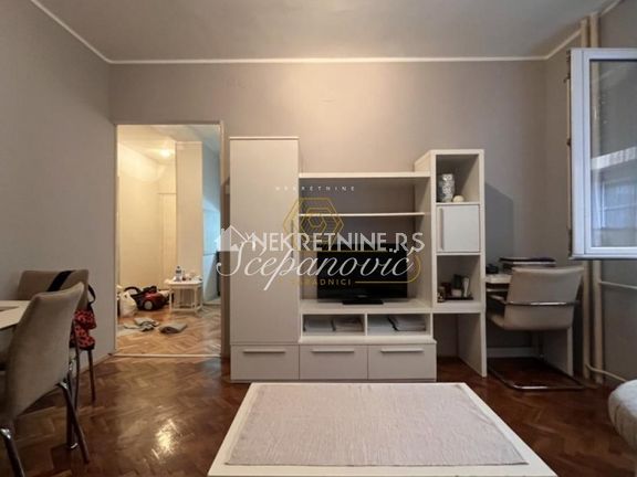 Novi Sad, Grbavica, 1.5 stan, 40m2, 99000 EUR