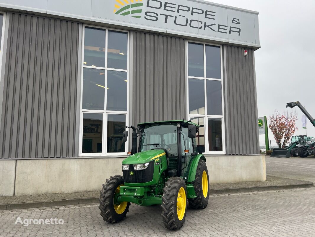 Novi John Deere 5058 E traktor točkaš