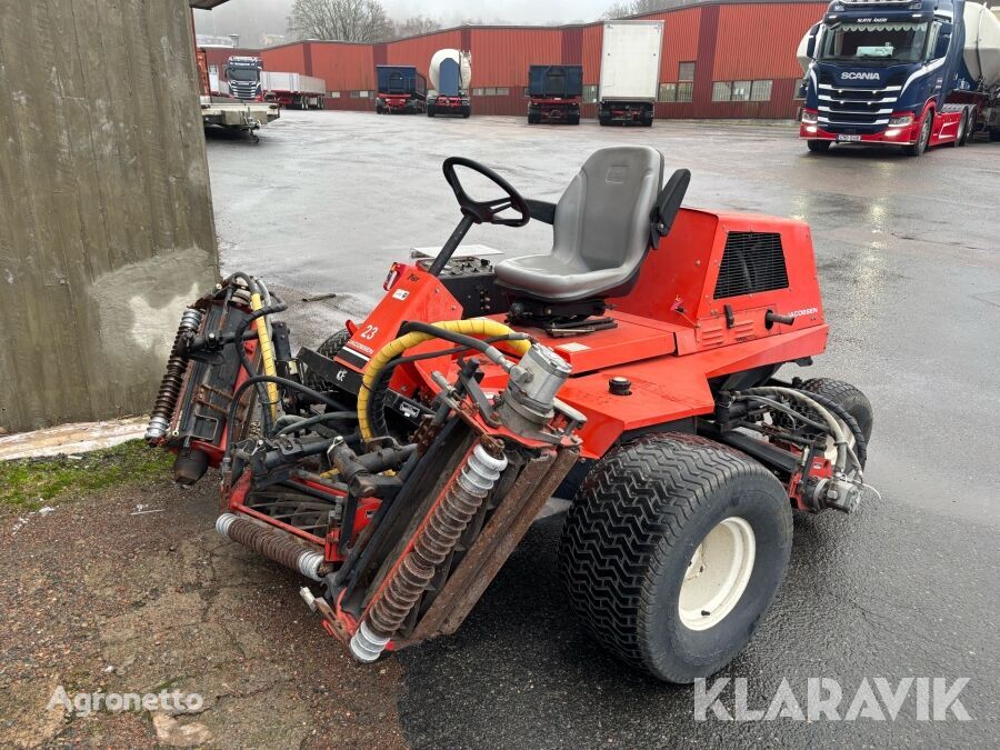 Prodaje se Jacobsen Textron traktor kosilica na aukciji