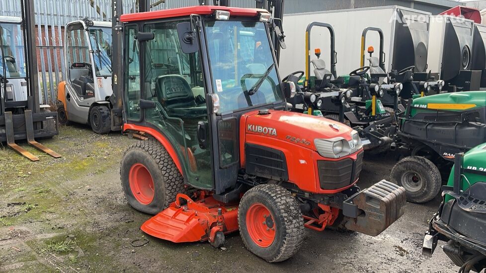 Prodaje se Kubota B2530 traktor kosilica na aukciji