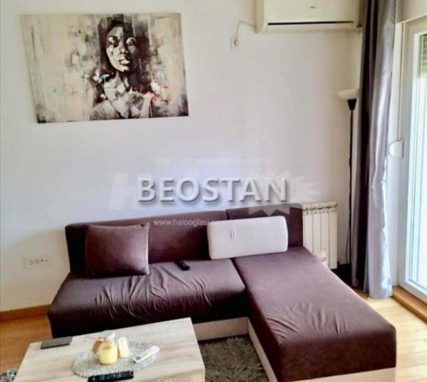 Sumadijska, Dvosoban stan za izdavanje, 47m2, 700€