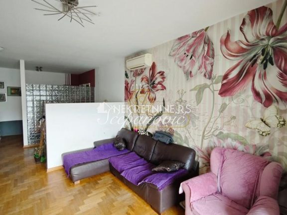 Novi Sad, Liman 3, 3.5 stan, 105m2, 270000 EUR