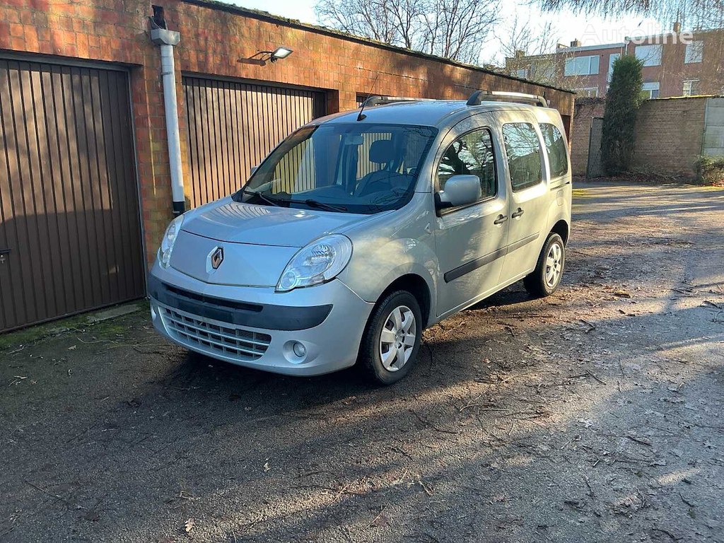 Prodaje se Renault Kangoo minivan na aukciji