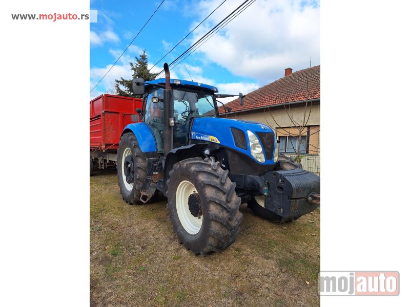 NEW HOLLAND T 7050