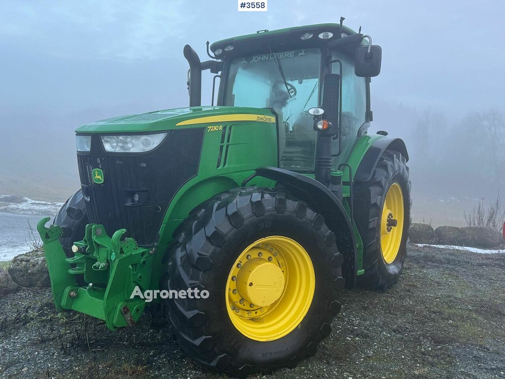 John Deere 7230R traktor točkaš