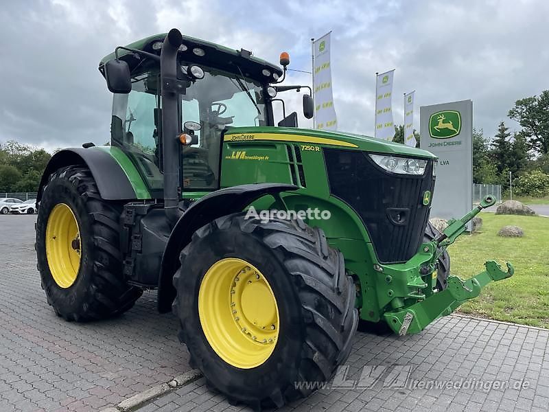 John Deere 7250R traktor točkaš