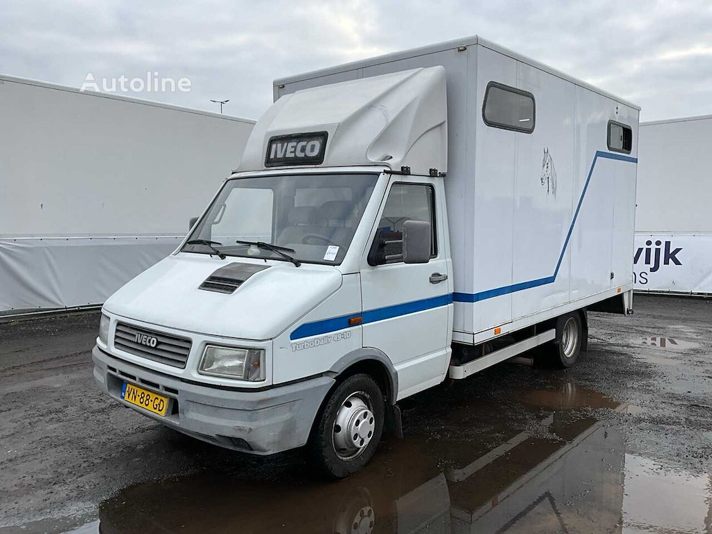 Prodaje se IVECO Daily 49.10/35 2.8 DL kamion furgon < 3.5t na aukciji