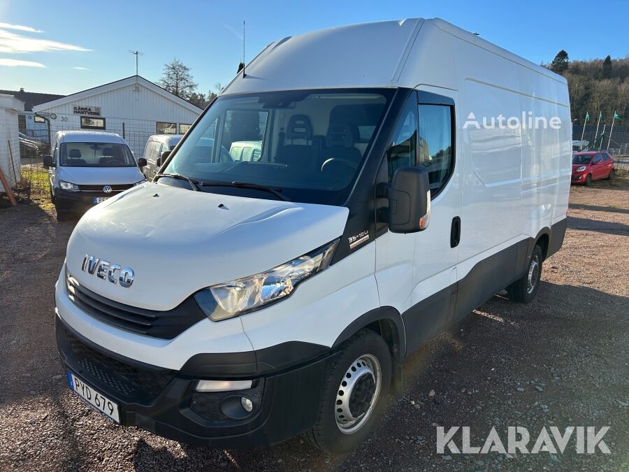 Prodaje se IVECO Daily minibus furgon na aukciji