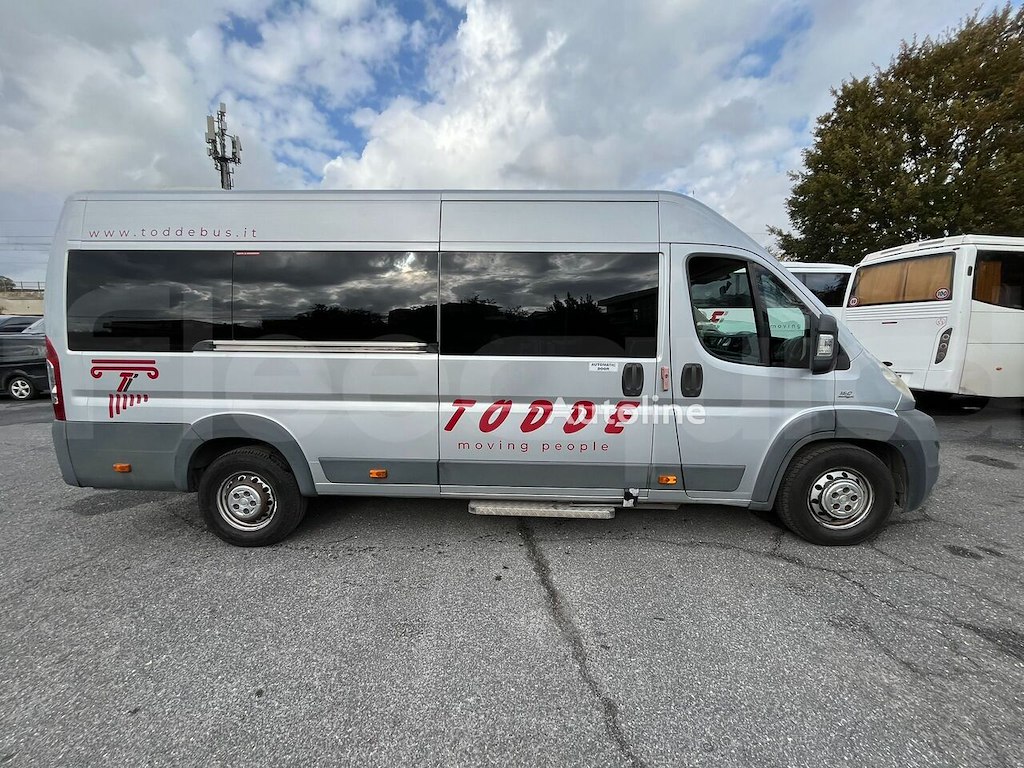 Prodaje se FIAT Ducato putnički minibus na aukciji