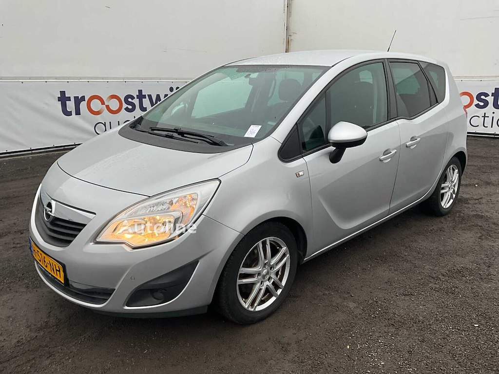 Prodaje se Opel Meriva 1.4 Turbo minivan na aukciji