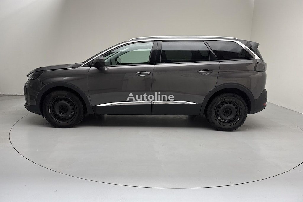 Prodaje se Peugeot 5008 krosover na aukciji