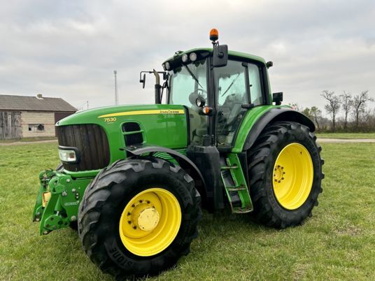 John Deere 7530 Premium traktor točkaš