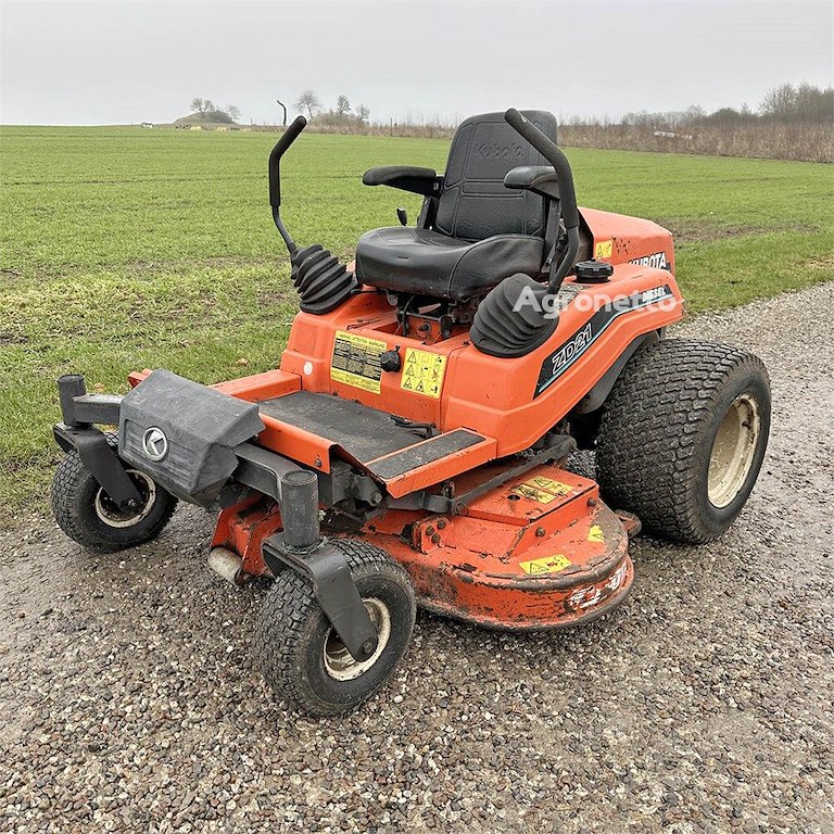 Prodaje se Kubota ZD21 traktor kosilica na aukciji