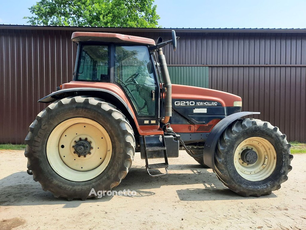 New Holland G210 traktor točkaš