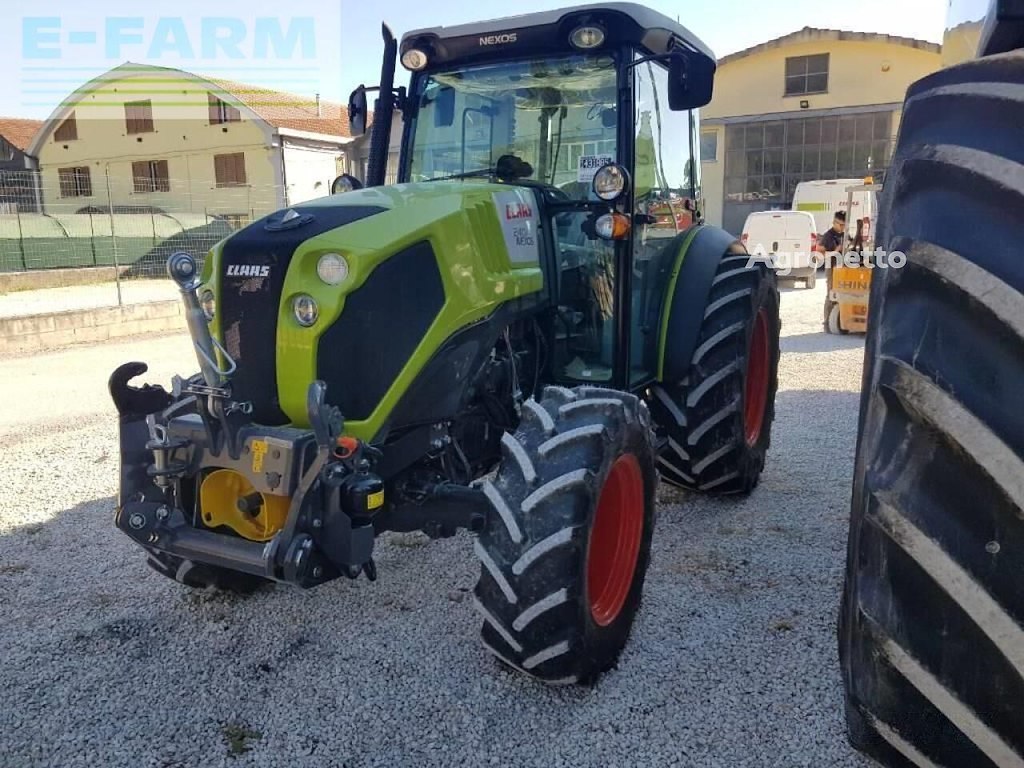 Nexos 240 f F traktor točkaš