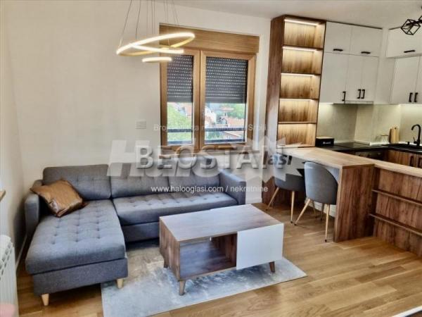 Trogirska, Dvosoban stan za izdavanje, 38m2, 700€