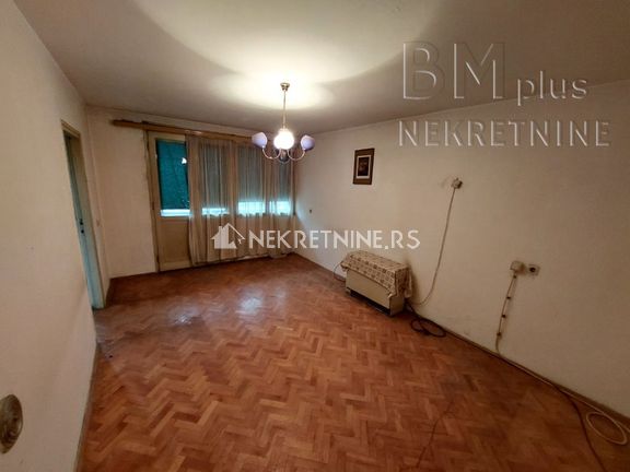 Dvoiposoban stan, Gradska bolnica, 62m2. 98.000 EUR.