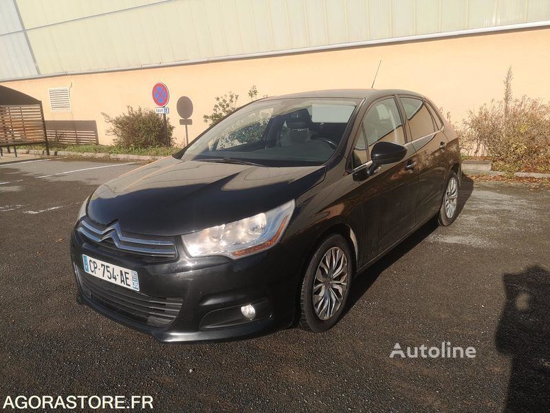 Prodaje se Citroen C4 karavan na aukciji