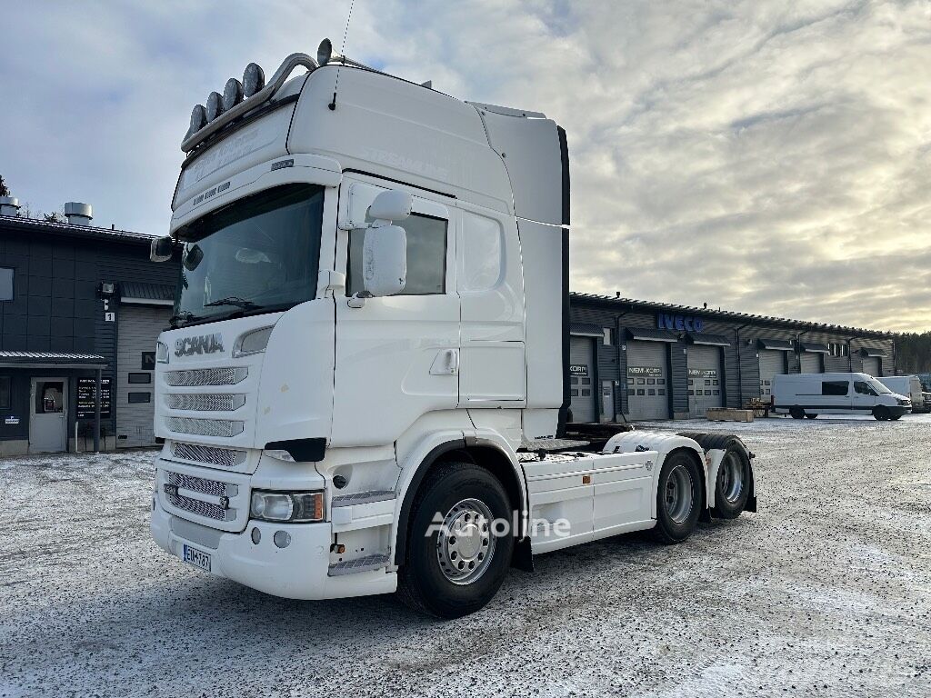 Scania R520 6x2 tegljač