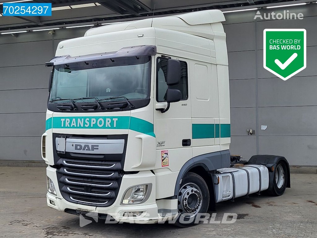 DAF XF 440 4X2 Mega ACC tegljač