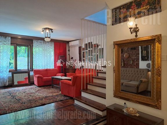 #4600, Izdavanje, Kuća, ZVEZDARA, 1600 EUR