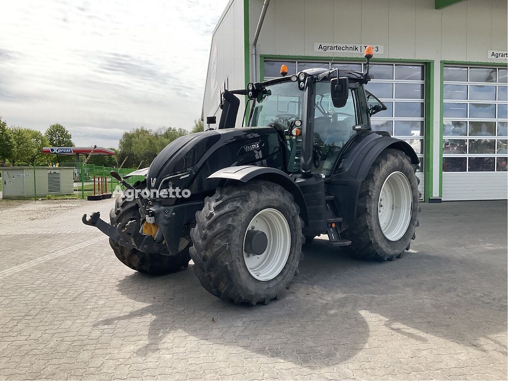 Valtra T 234 D traktor točkaš