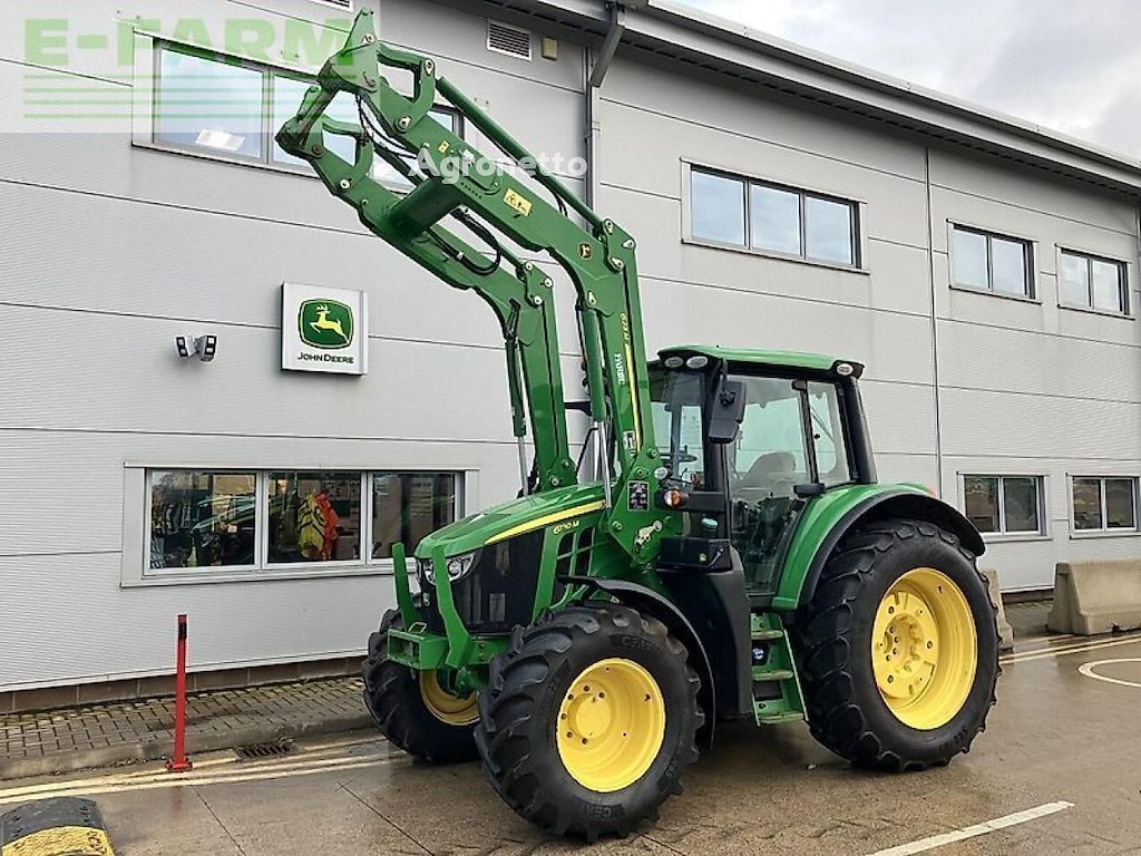 John Deere 6120m traktor točkaš