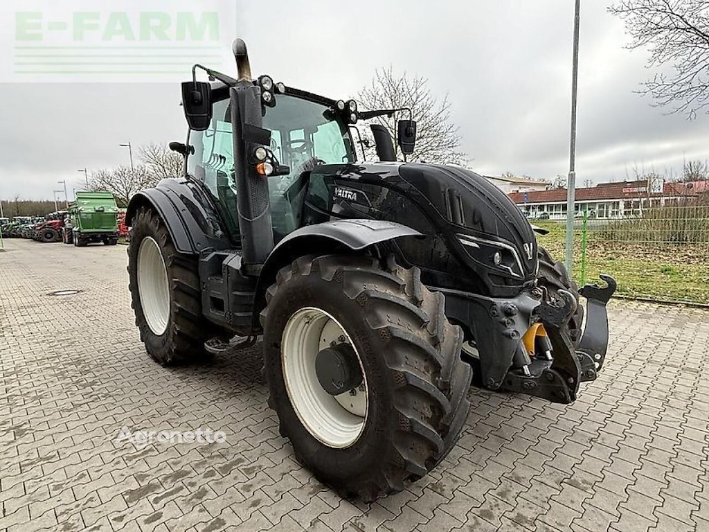 Valtra t 194 active Active traktor točkaš