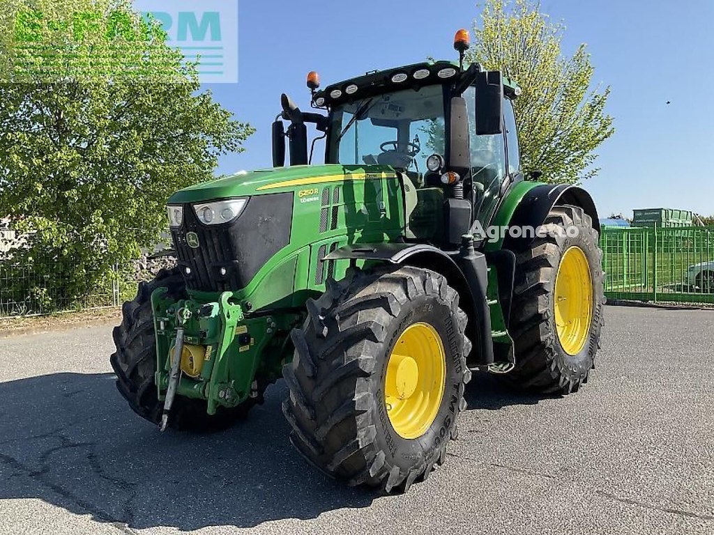 John Deere 6250 r traktor točkaš