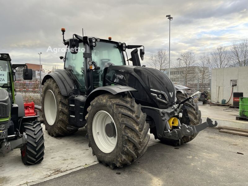 Valtra T 235 DIRECT traktor točkaš