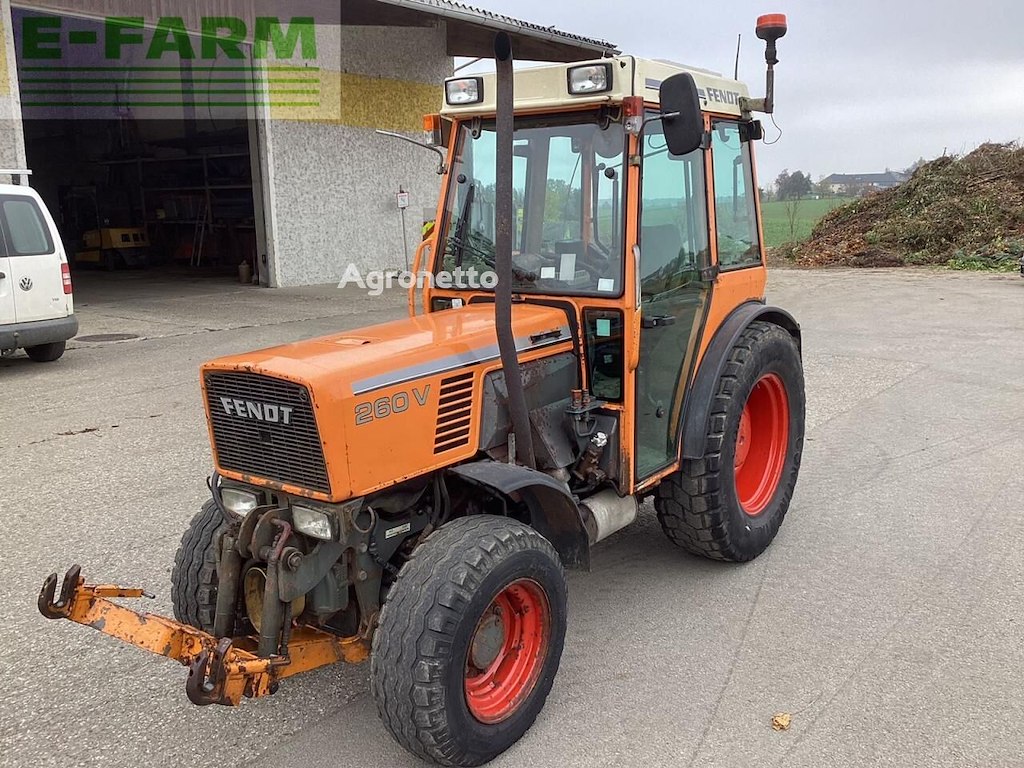 Fendt farmer 260 v V traktor točkaš